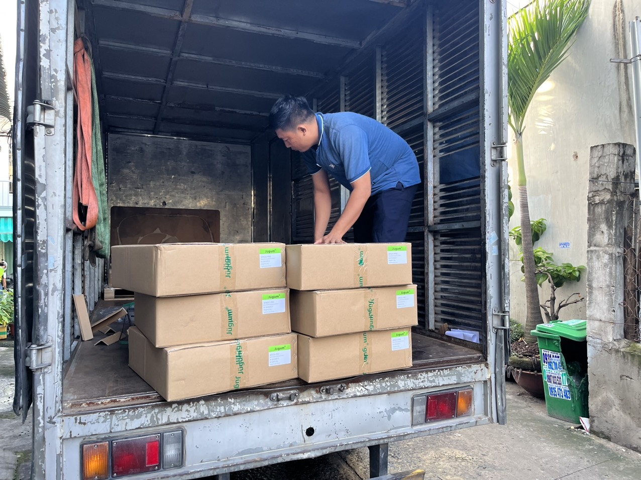 Sản phẩm Jugum về Việt Nam.